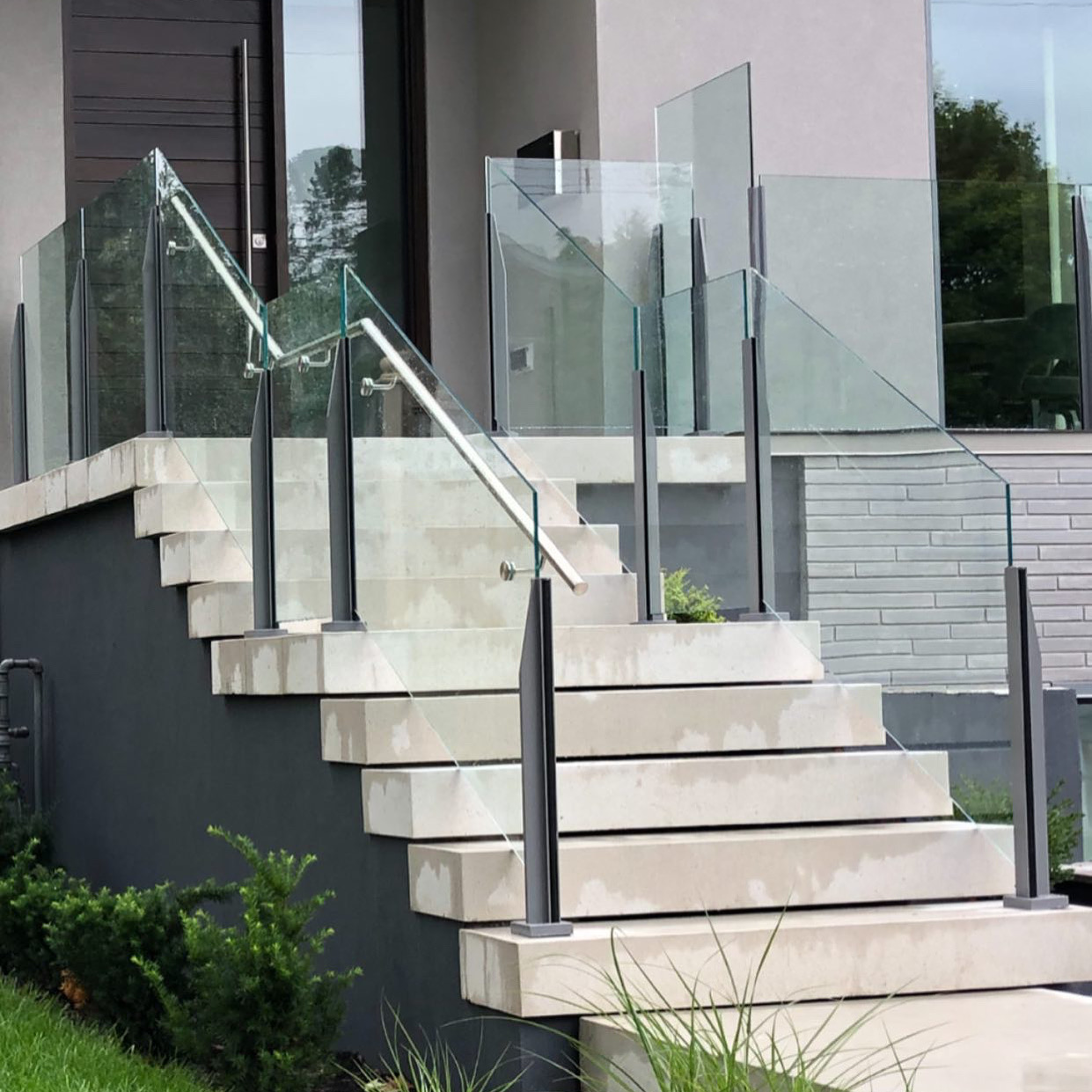 Railing Systems - Raw Glass Inc.